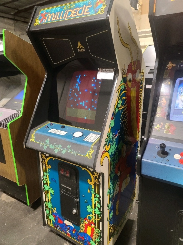 MILLIPEDE CLASSIC ATARI UPRIGHT ARCADE GAME