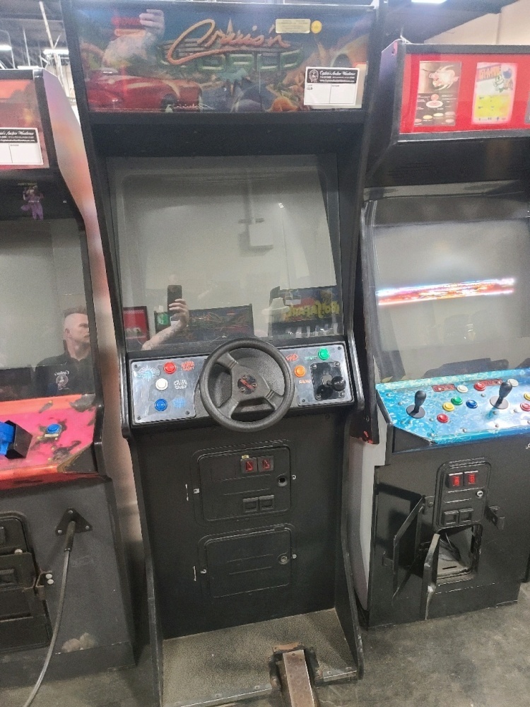 CRUISIN WORLD UPRIGHT RACING ARCADE GAME CGZ