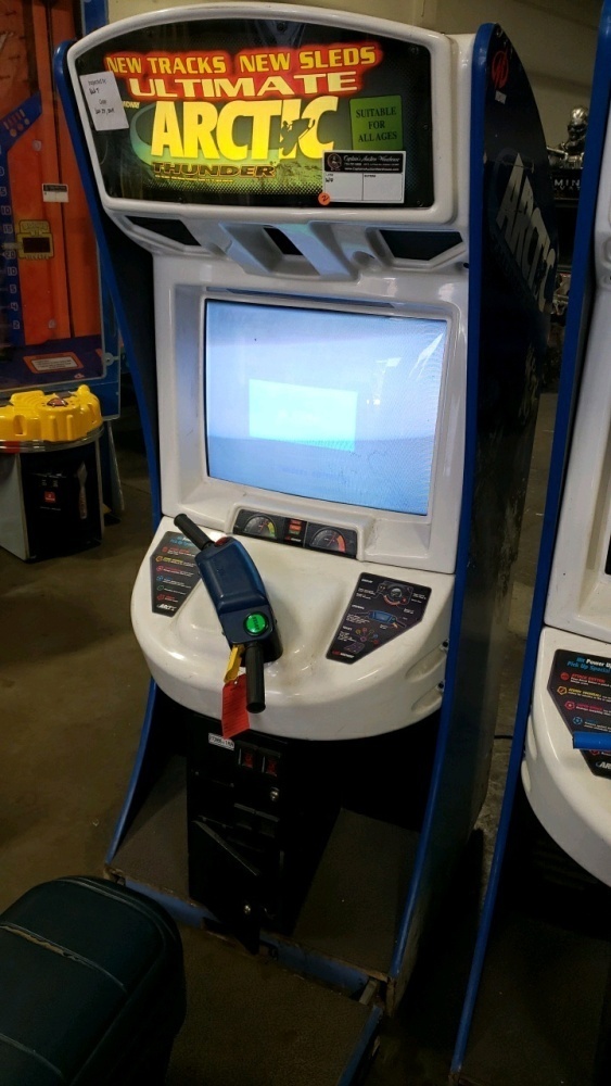 ARCTIC THUNDER ULTIMATE SNOWMOBILE RACING ARCADE GAME #2 WU