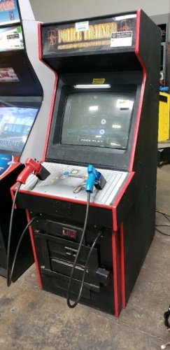 POLICE TRAINER TARGET SHOOTER ARCADE GAME SEGA