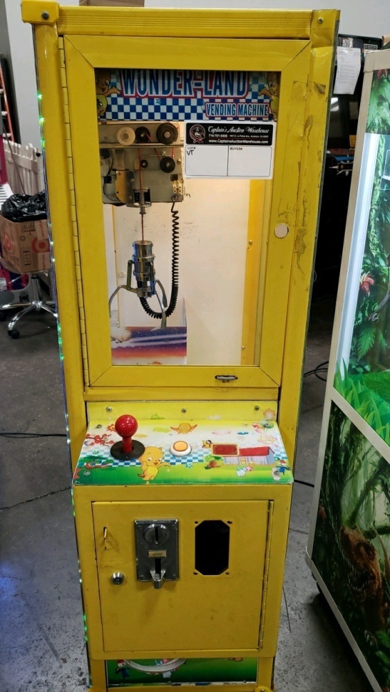 WONDERLAND MINI CANDY CLAW CRANE MACHINE