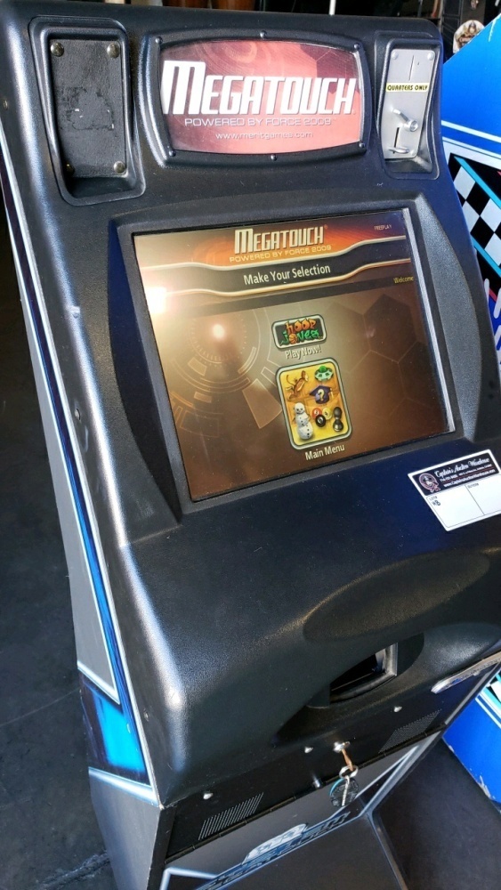 MEGATOUCH FORCE 2009 UPRIGHT TOUCH SCREEN BAR ARCADE GAME